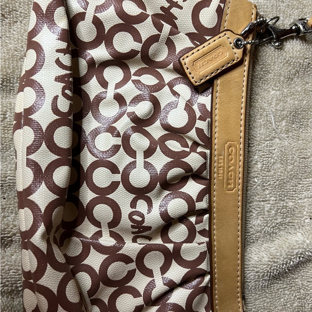 Coach Logo Patton Leather Clutch - Gem